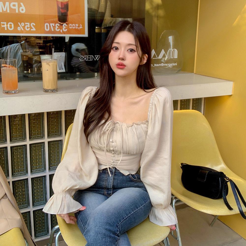 워너비뮤즈 무배🚀 사심추천💐극강여리 반팔and긴팔 로맨틱 콩단추 오프숄더 크롭 블라우스 스퀘어넥 레이스 셔링 뒷리본 스모크 밴딩