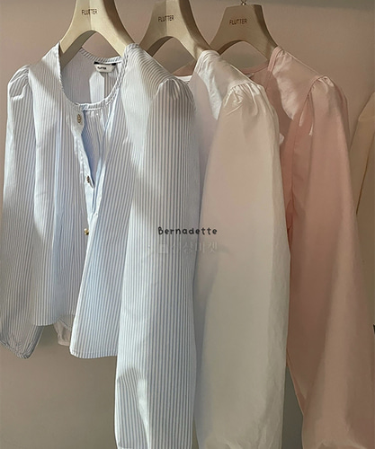 버나뎃 플러터 러빈 핀턱 블라우스 (2col) flutter