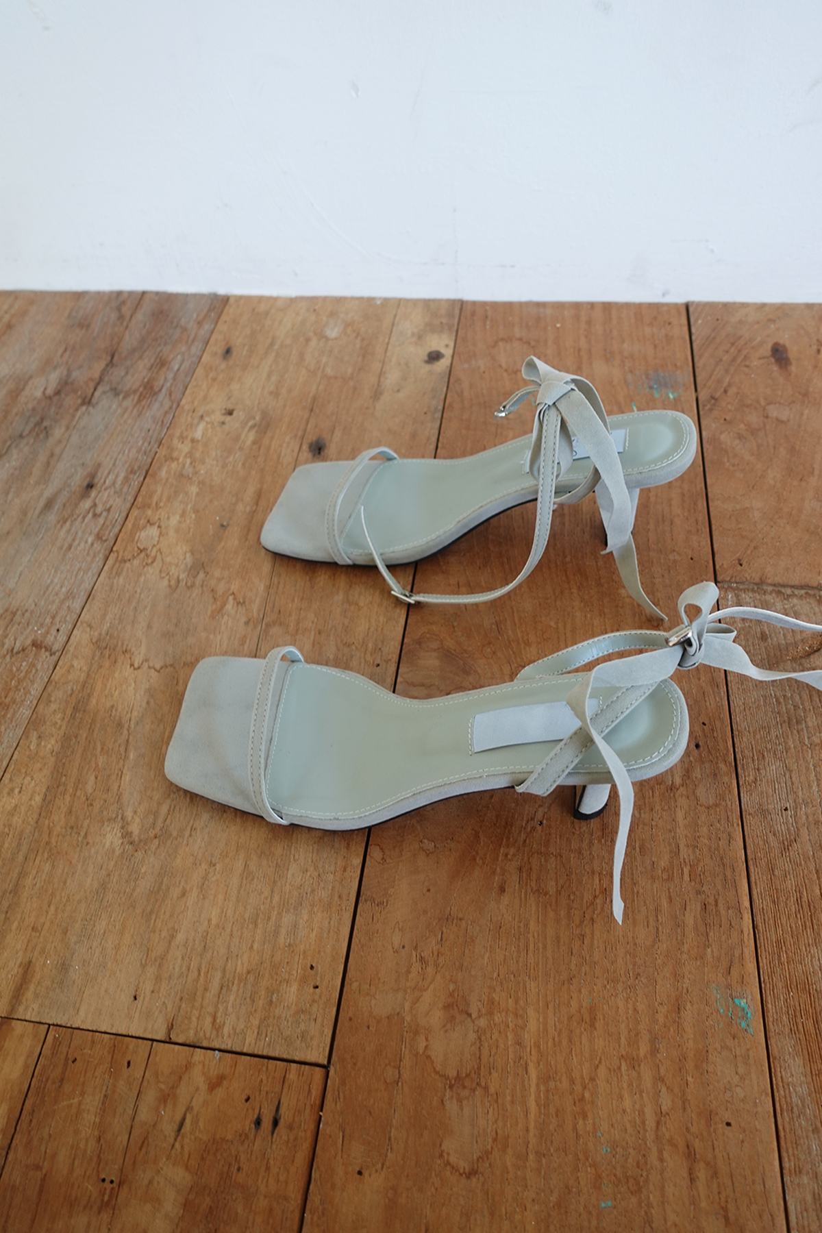 모크 Ribbon strap heels (2C)