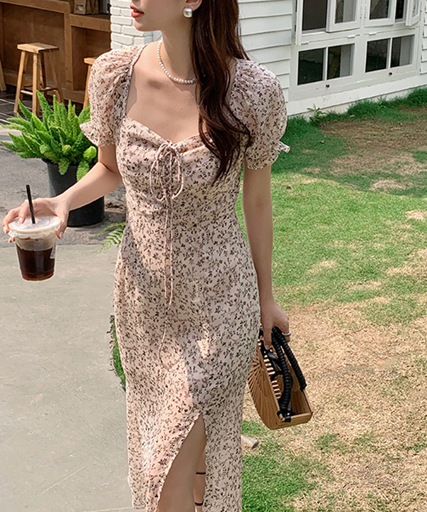플라워 쉬폰 원피스 하트 스퀘어넥 볼륨 반팔 리본 스트링 잔꽃무늬 허리잘록 슬림핏 안감 옆트임 H라인 쉬폰 롱원피스 로맨틱
