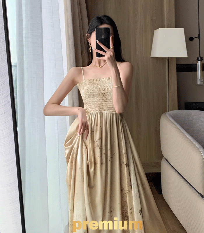 다바나 ★골디안 신상 끈 나시 서스펜더 티브레이크 플리츠 롱드레스 원피스 ★샴페인골드컬러 봄 여름 허리슬리밍 새틴 홀리데이 상견례 하객룩 셀프웨딩 2부웨딩 스튜디오 촬영