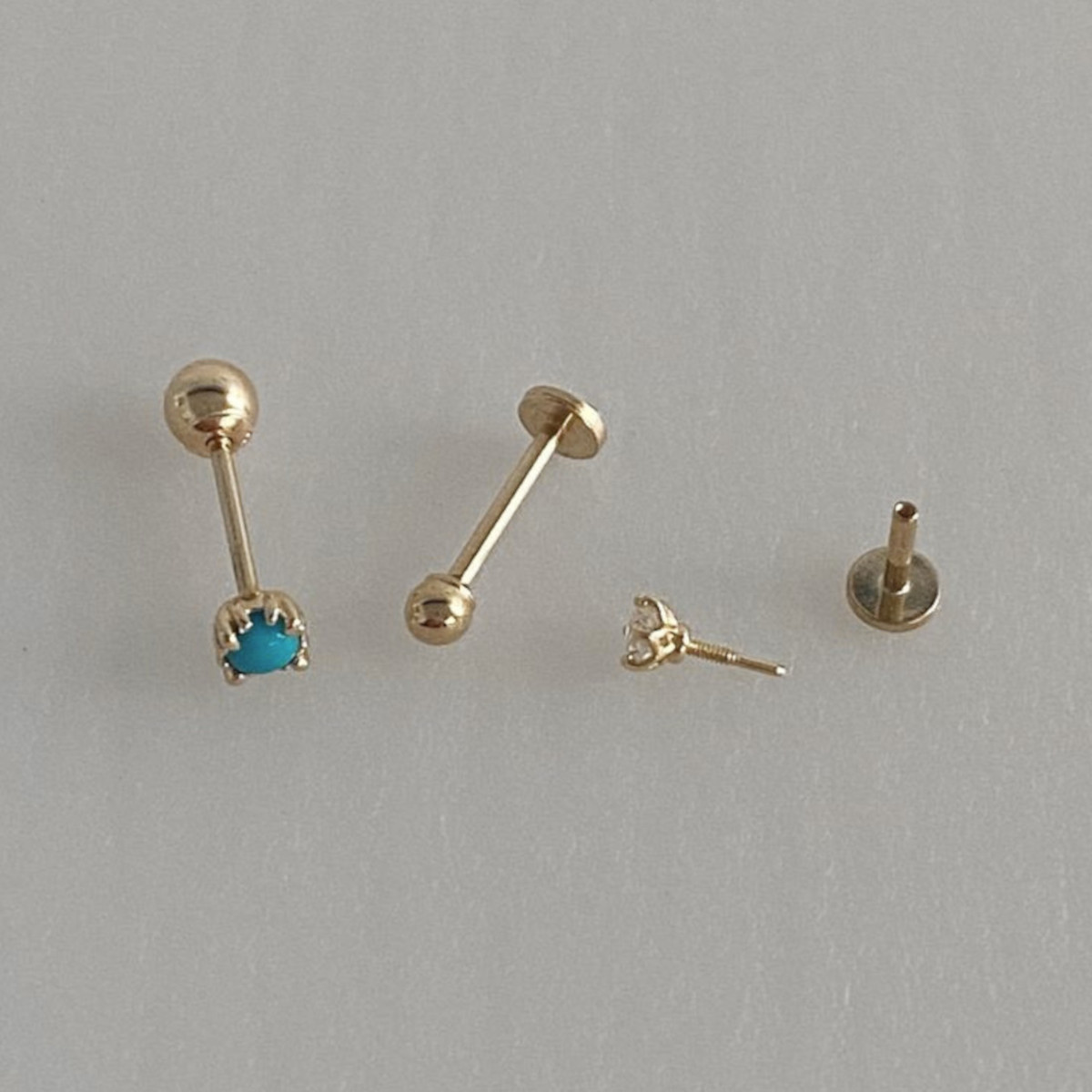 우든워드롭 14K Birth Turkey Stone Piercing / 12월 탄생석 터키석 피어싱 귀걸이