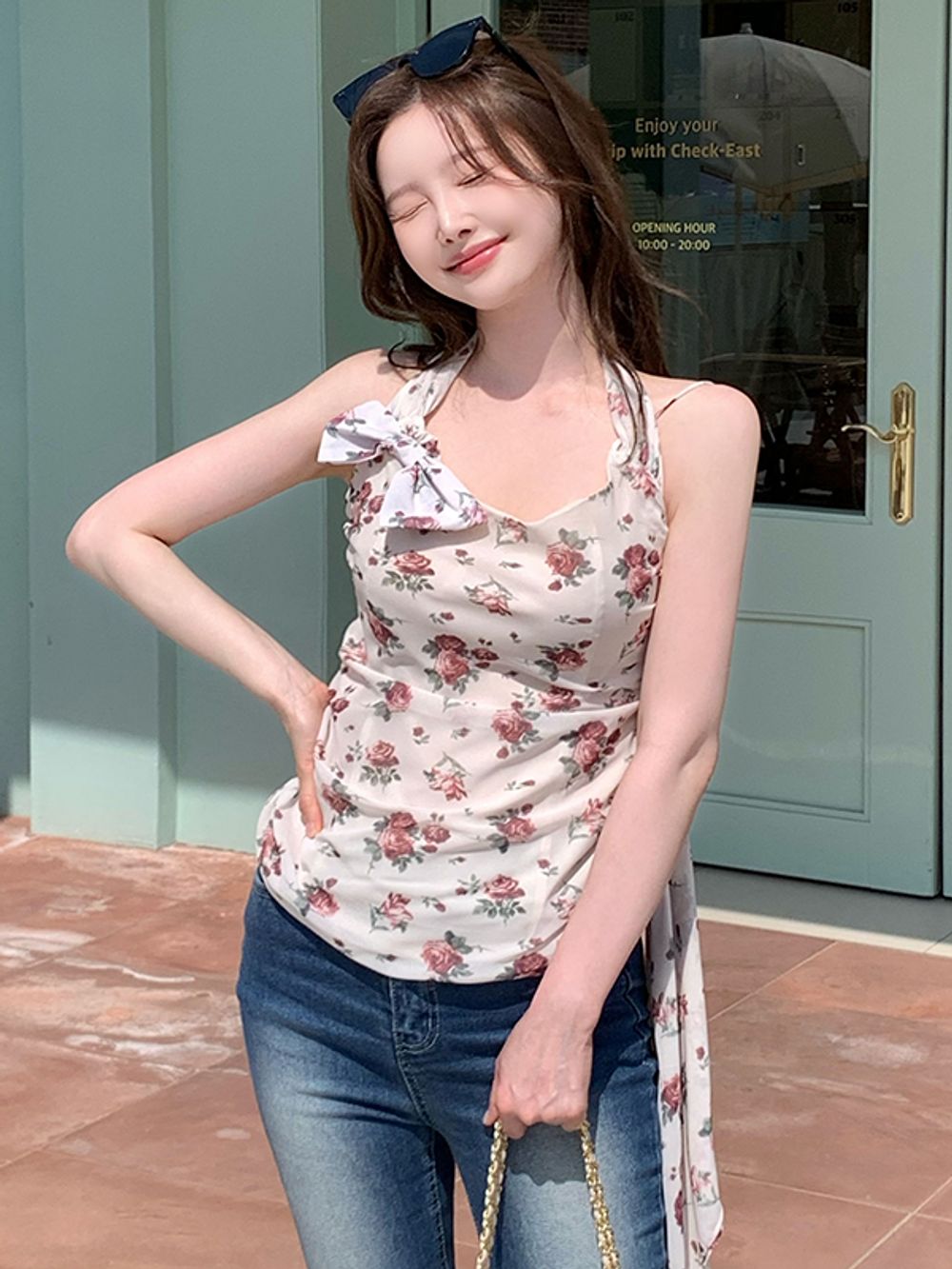 루미에르 안녕 여름💙 제니 플라워 블라우스 홀터넥 랩블라우스 프릴블라우스 나시블라우스 프릴나시 크롭나시 크롭반팔 여행 바캉스 여행원피스 퍼프블라우스 오프숄더 쉬폰