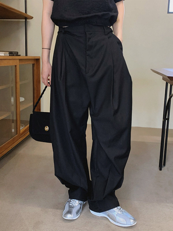 블렘토 Hem Tuck Slacks