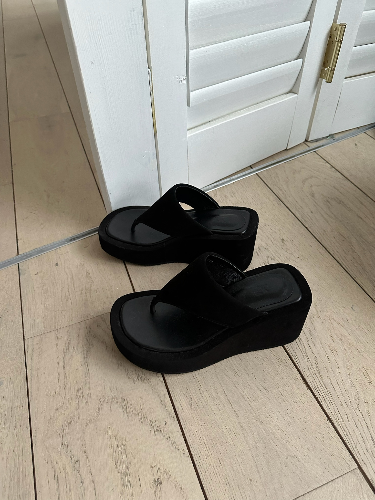 아키텍트 PENNY PLATFORM SHOES