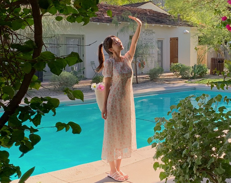 리리앤코 레브디나 쉬폰 플라워 홀터넥 롱 원피스 자체제작 여름 신상 여름옷 여름원피스 쉬폰원피스 하트넥 플라워원피스 A라인