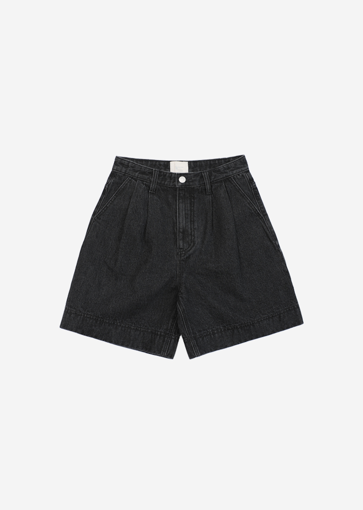 로시로우 Two-tuck Wide Denim Shorts [Black]