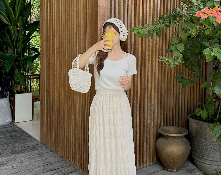 리리앤코 체브린 골지 브이넥 스트랩 반팔 니트 자체제작 여름 신상 여름옷 여름니트 썸머니트 반팔니트 브이넥니트 홀터넥 스트랩 스판 골지니트 슬림핏 데일리룩 페미닌룩 출근룩