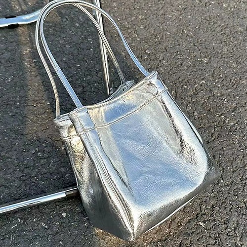 드레시백 베이어 실버 미니 버킷백 비치 바캉스 여행 휴양지룩 코디 토트 핸드백 여름 빈티지 캐주얼 데일리 가벼운 바스켓 스퀘어 유니크 손가방