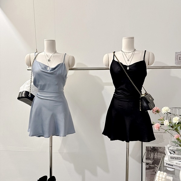 이프유마인 페미닌바캉스룩 여름 폴린 실키 새틴 셔링 프릴 드레이프 벨트 허리끈 스트랩 스퀘어넥 레이어드 이너 무지 A라인 플레어 슬립 뷔스티에 나시 미니 원피스