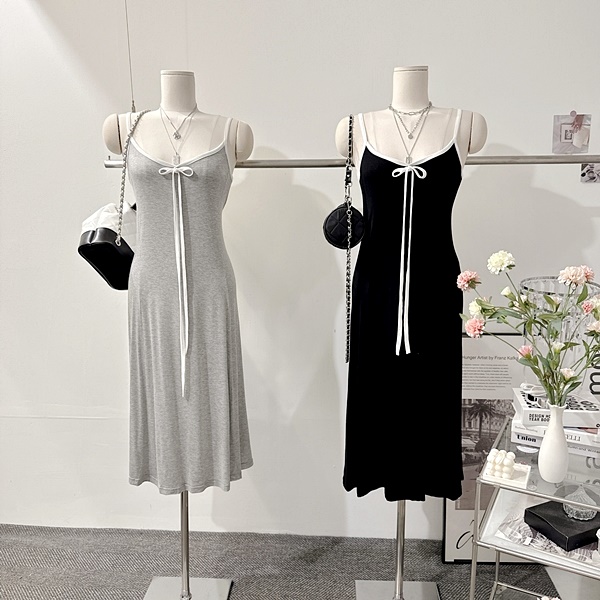 이프유마인 페미닌바캉스룩 여름 마리 찰랑 랍바 배색 리본 스트랩 라운드넥 레이어드 이너 무지 A라인 플레어 머메이드 슬립 뷔스티에 나시 롱 원피스 2color