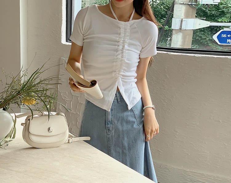 리리앤코 체브더린 셔링 스트랩 언발 트임 티셔츠 자체제작 신상 여름 여름옷 여름신상 반팔 셔링반팔 언발티셔츠 빅사이즈티셔츠 빅사이즈반팔 포인트상의 여행룩 오피스룩 데일리룩