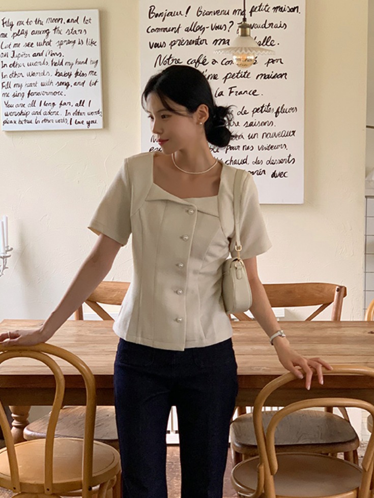 리리앤코 베즈루엘 트위드 하트넥 블라우스 자체제작 신상 여름 여름옷 여름신상 지퍼블라우스 진주블라우스 하트넥블라우스 트위드블라우스 격식룩 여행룩 오피스룩 데일리룩 페미닌룩