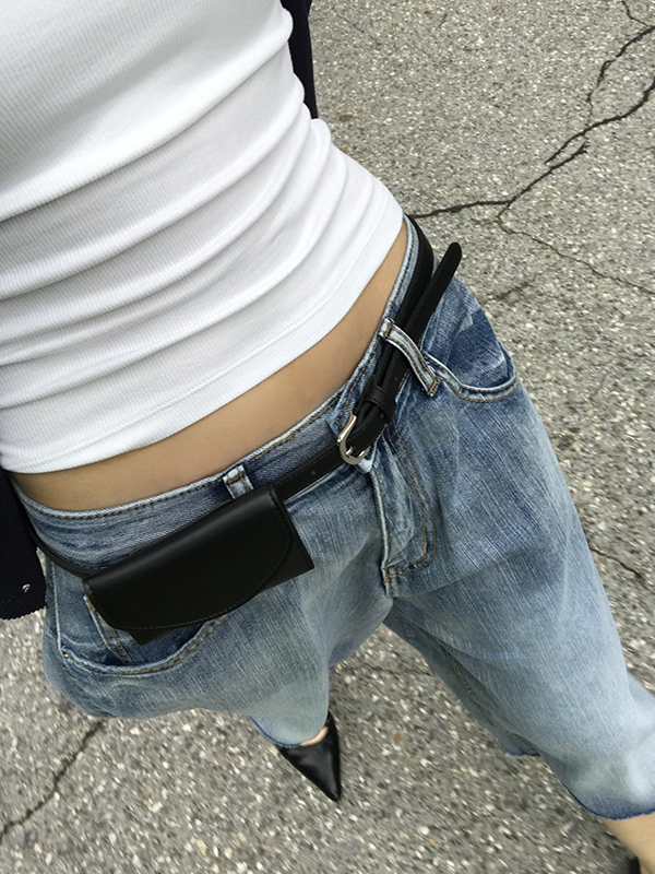 블렘토 Square Belt Bag