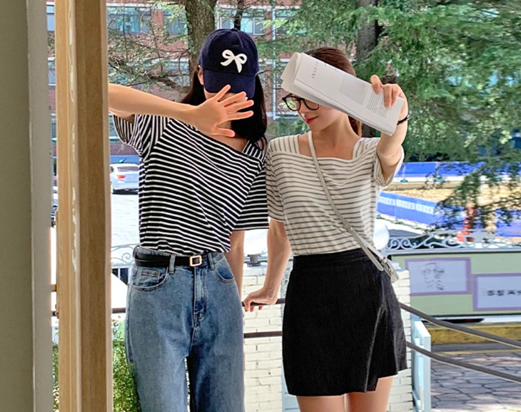 리리앤코 하베티 스판 스트라이프 스퀘어넥 티셔츠 여름 신상 자체제작 여름룩 데일리룩 데이트룩 출근룩 오피스룩 러블리룩 캠퍼스룩 모던룩 코지룩 기본템 베이직룩 스트라이프