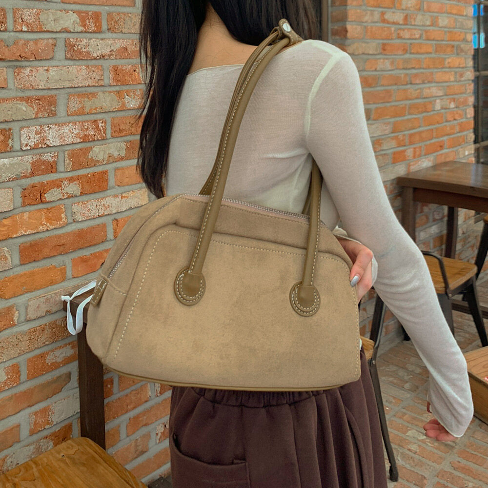 워너비뮤즈 무배🚀 클래식👜수납력굿 스웨이드 숄더백 스티치 포인트 가방 호보백 바게트 캐주얼 소프트 미디움 데일리백 데이트룩 베이지 브라운 블랙 3col