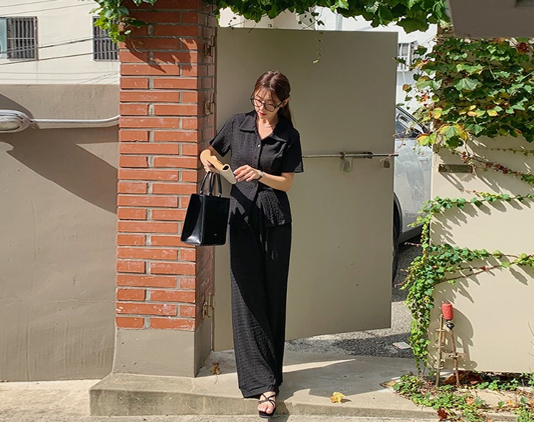 리리앤코 페노븐 스판 링클 카라넥 트임 뒷밴딩 투피스 세트 여름 신상 데일리룩 데이트룩 캐주얼룩 캠퍼스룩 링클셔츠 스판셔츠 링클팬츠 셋업 투피스셋업 밴딩팬츠 와이드팬츠