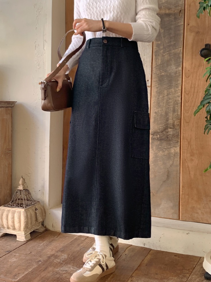 리리앤코 데킨론 뒷밴딩 카고 포켓 뒷트임 데님 롱 스커트 가을 신상 자체제작 가을룩 데일리룩 데이트룩 출근룩 오피스룩 하객룩 격식룩 러블리룩 캠퍼스룩 캐주얼룩 모던룩