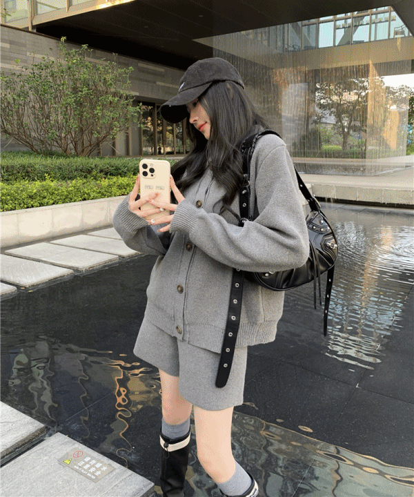 데이달링 Set단품구매가능 루즈핏 긴팔 가디건 니트팬츠 니트 반바지 코디세트 셋업 카라 카디건 아우터 간절기 코디세트 꾸안꾸 박시핏 싱글버튼 스웨터 니트 밴딩팬츠