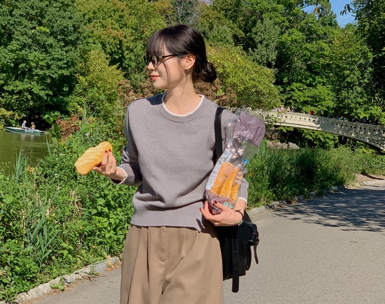 리리앤코 리티듀브 배색 라운드넥 트임 울 니트신상 자체제작 룩 데일리룩 데이트룩 출근룩 오피스룩 러블리룩 캠퍼스룩 모던룩 드뮤어룩 꾸안꾸룩 베이직룩 배색 라운드넥 트임 울