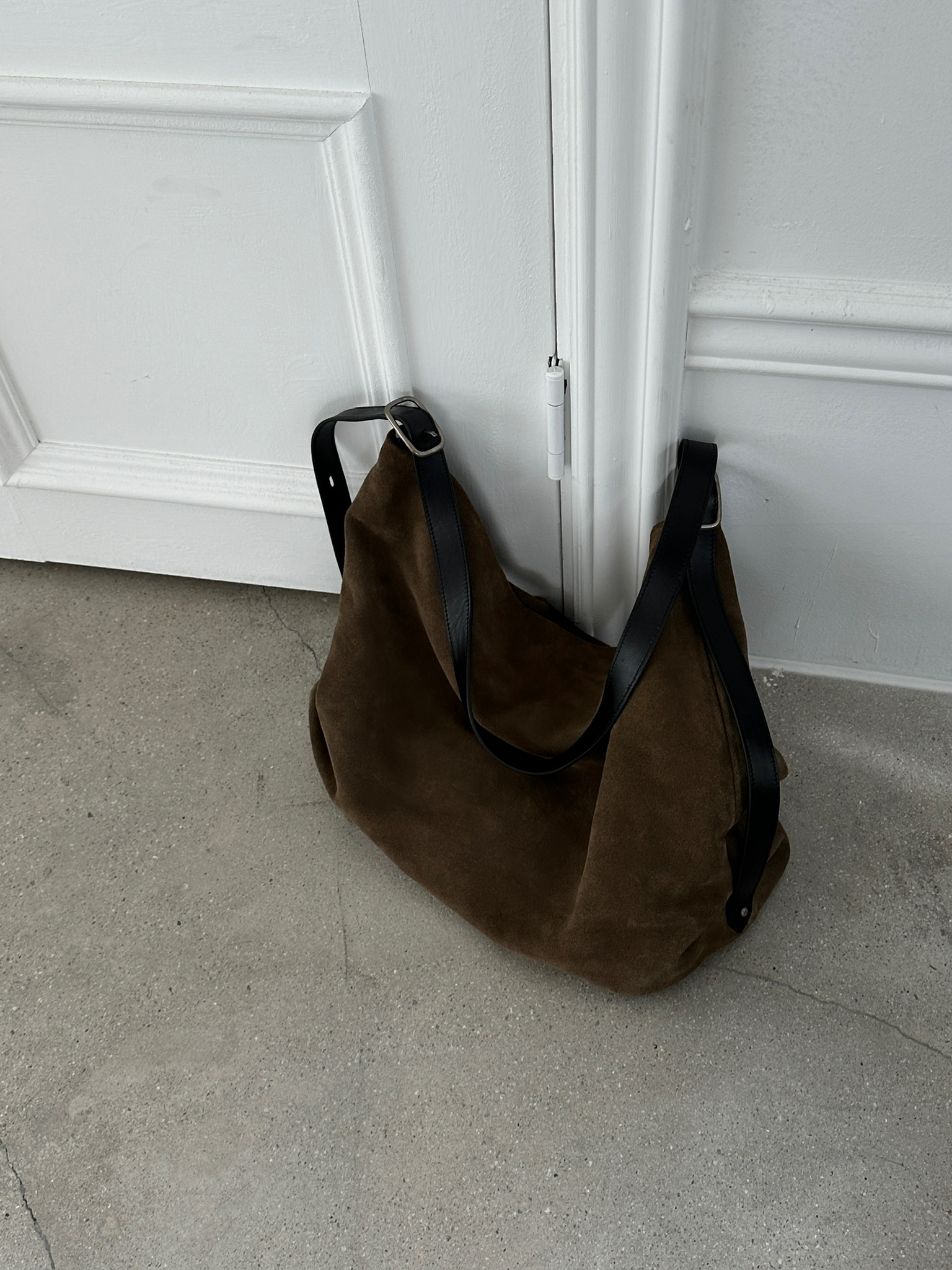 아키텍트 TOS SUEDE BAG (2COLOR)