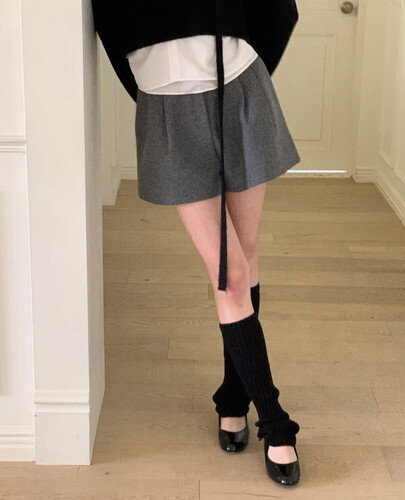 올마이탄 riette 리에뜨 메르 울 팬츠 투핀턱 반바지 (2col)