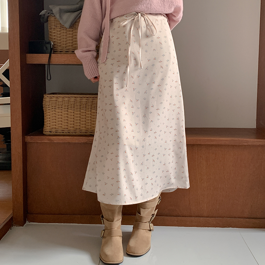 아더먼데이 꽃패턴🌼미디기장 빈티지플라워 롱스커트 가을신상 가을스커트 꽃패턴 플라워스커트 여리여리 여리핏 페미닌룩 잔꽃패턴 꽃