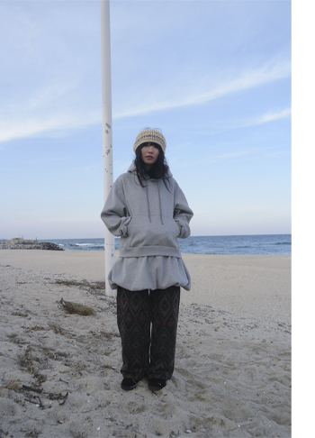 에프터먼데이 cloudy hood ops (2c)