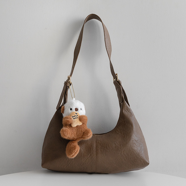 라이니 레더 데일리 반달 호보백 ba-60660c