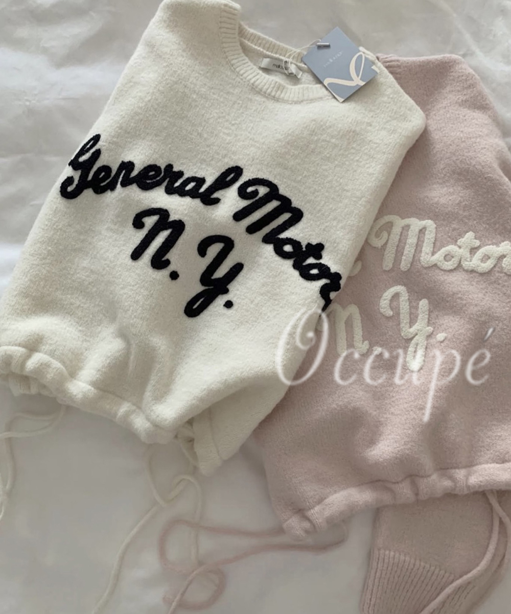 오큐페 멜라운지 제네럴 자수 니트 (2col) mellounge 니트티셔츠