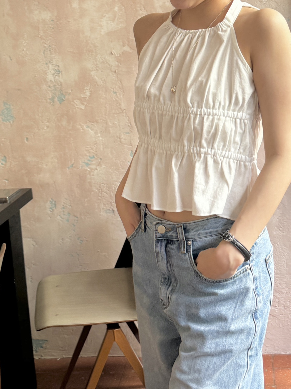 르베누 Posy Shirring Halter-neck Blouse(2color)