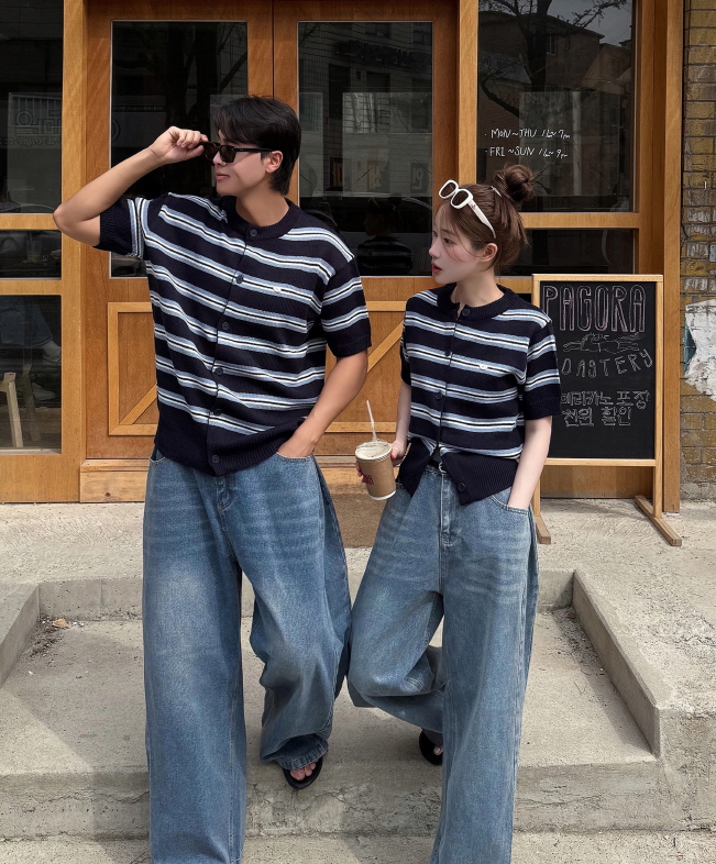 엄라이브 여름신상🫧 크롭and남녀공용4컬러세트가능 단가라 여름 반팔 가디건 커플룩 시밀러룩 데이트룩 스트라이프 커플가디건 배색 라운드 오버핏 데님 와이드팬츠 커플코디