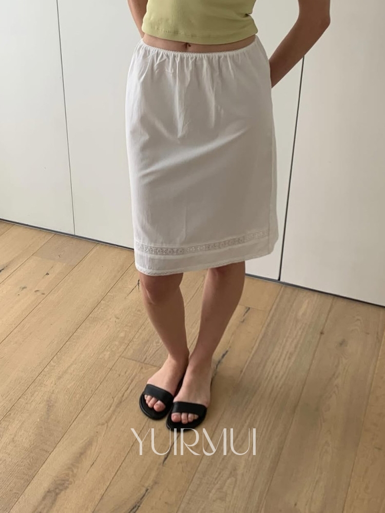 유이르무이 riette 리에뜨 로지 코튼 레이스 일자핏 밴딩 미디 스커트 1color