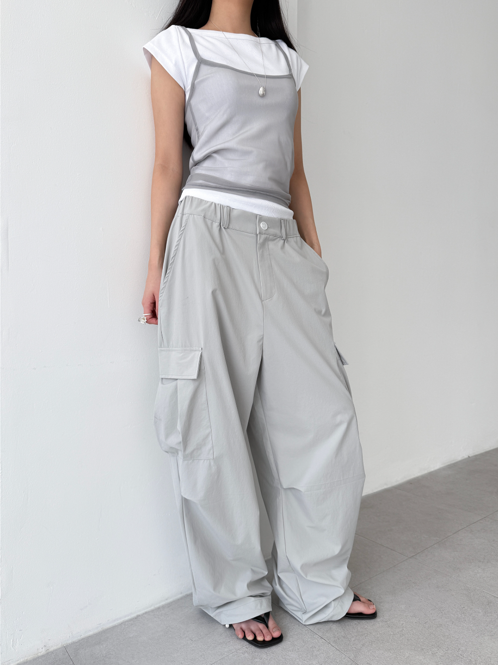으나카이브 struct wide cargo pants (2color)