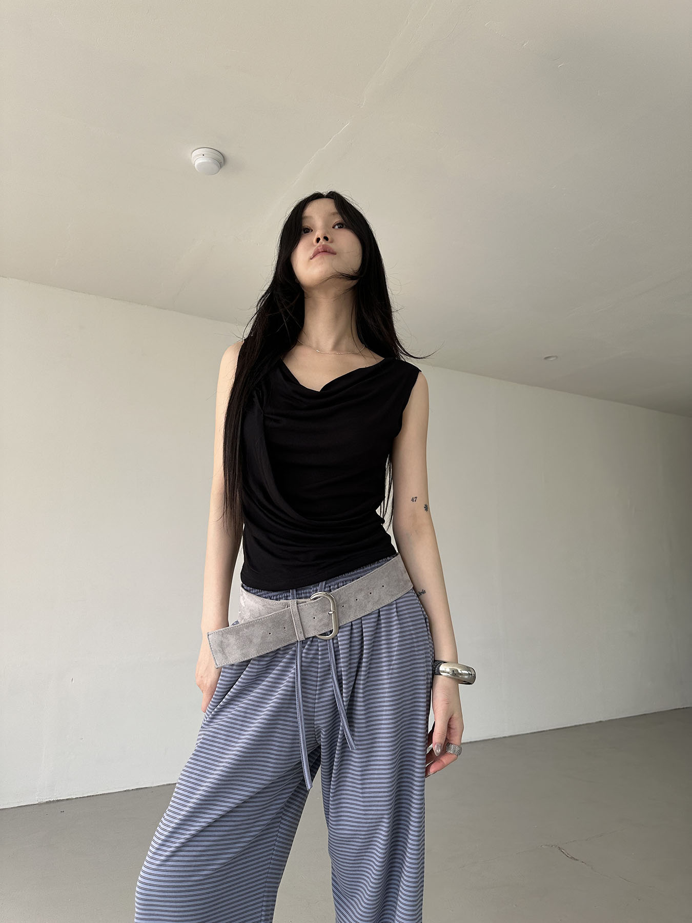 이너뮤트 drape wide top (3color)