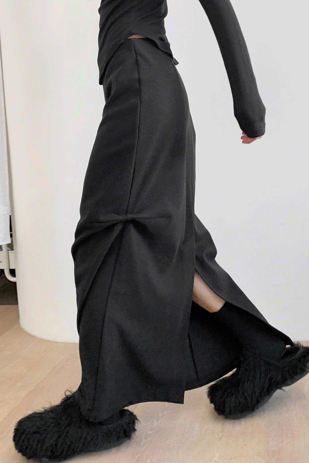 우화 WOOL DART SKIRT