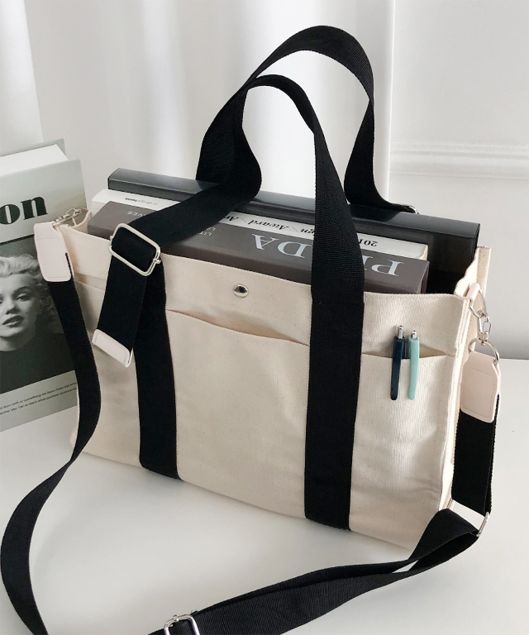 데일리바인 당일발송 5col 캔버스 배색 무지 텀블러백 캐주얼 크로스백 에코백 토트백 여행 보조가방 후드 맨투맨코디 패션룩 운동 스터디 학원가방 남아 여아 기저귀가방 Mo2170