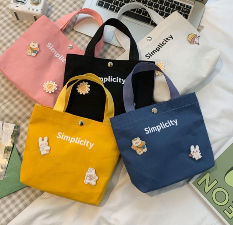 심플에코백 브로치 미니가방 캔버스 토끼 곰돌이 가방 쇼핑백 쇼퍼백 여성 여행가방 장바구니 여성가방 미니캔버스백 미니에코백 여자가방 산책가방 마실가방 브로츠백 브로치가방 은행가방