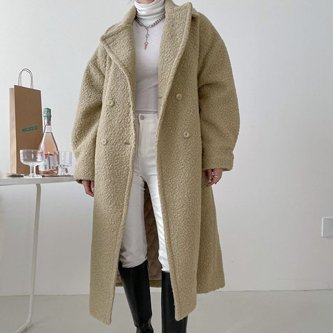 2컬러 양털 롱코트 뽀글이 퍼 오버핏 빅사이즈 누빔 퀼팅 벌룬 퍼프 긴팔 기모 겨울 단추 더블 카라 큰옷 하객룩 울 더플 떡볶이 후드 점퍼 자켓 트위드 가죽 니트 패딩 미조 코트