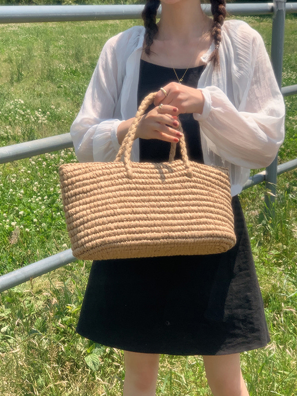 프렌치오브 💘부분당일출고 살안타템🌴 리틀 시스루 봄 여름 크롭 셔링 긴팔 블라우스3color 여행룩휴가룩블랙당일출고