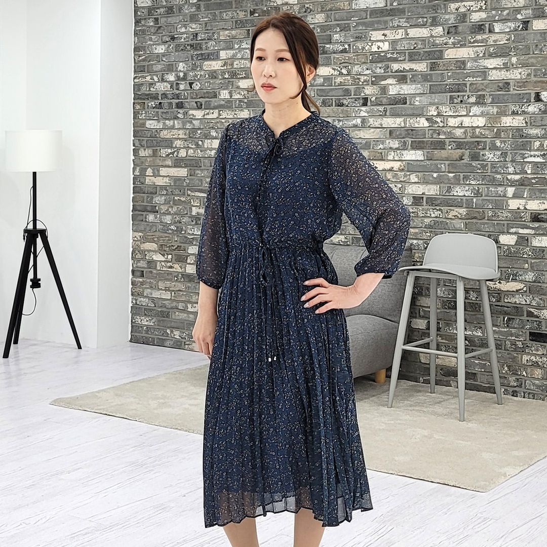 포스티 이헌영 플리츠라인 롱원피스 22bs1025o2 블랙네이비