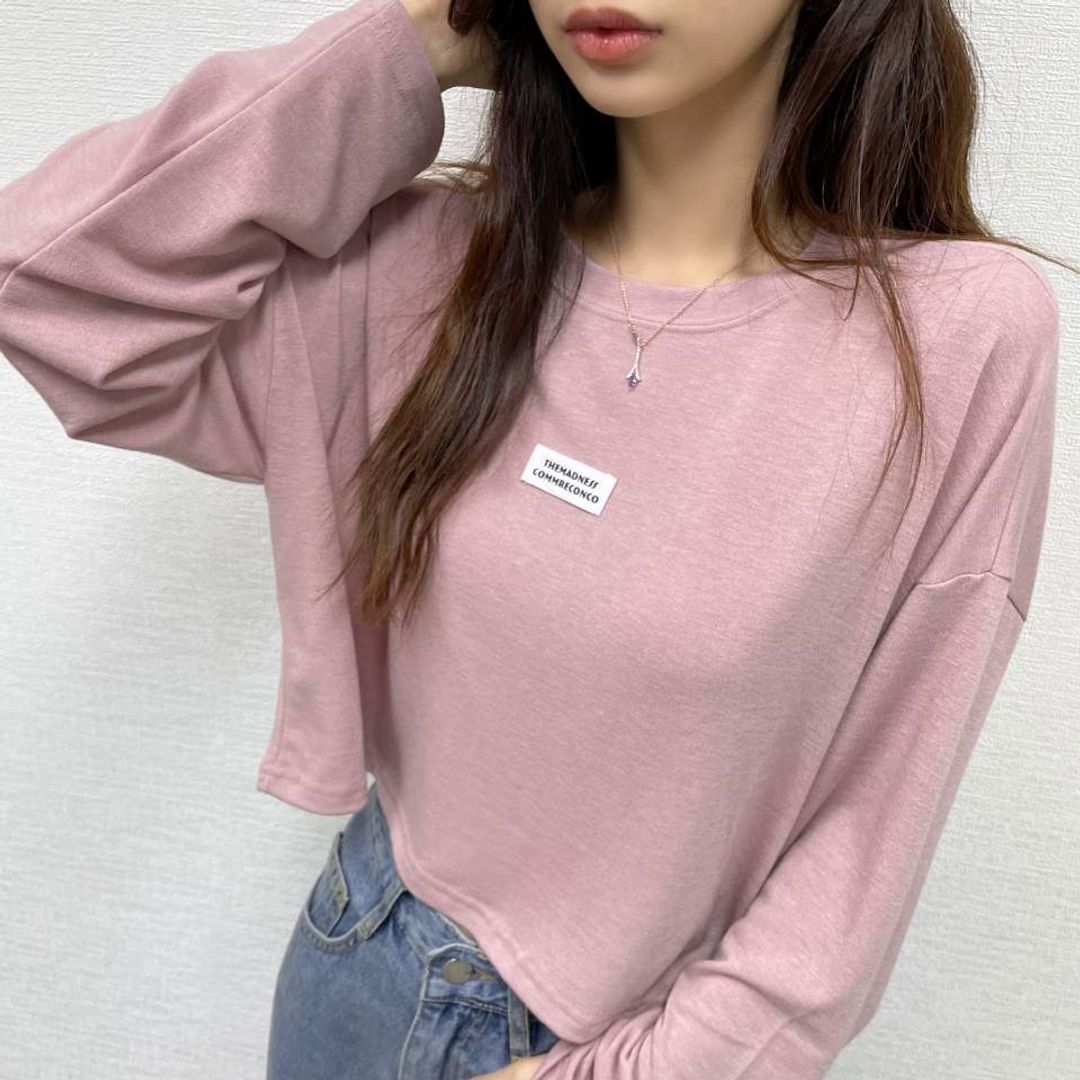 유니 라벨 패치 오버핏 크롭 긴팔 티셔츠