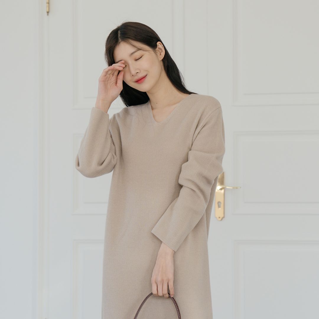 제이드 하찌 브이넥 니트 롱 원피스 4color