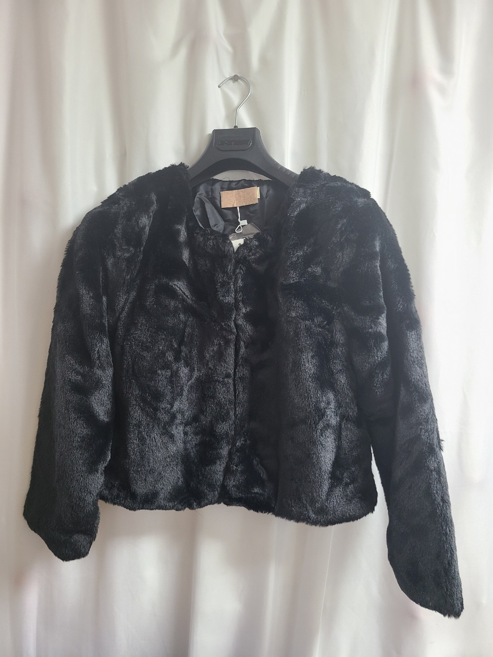 재고세일 밍크숏자켓 퍼자켓 귀여운 데일리 겨울 부드러운 밍크자켓 여성숏자켓 여자숏자켓 숏밍크자켓 여성자켓 여자자켓 겨울 파티룩