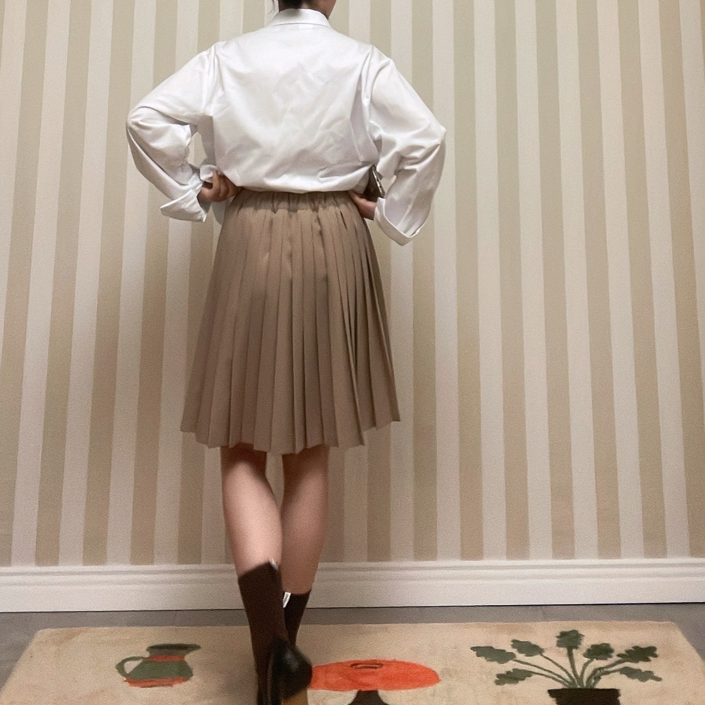 ~77 무릎기장 버뮤다 테니스 아코기언 주름치마 플리츠 밴딩 미디 스커트옆지퍼 뒷밴딩 하이웨스트 A라인