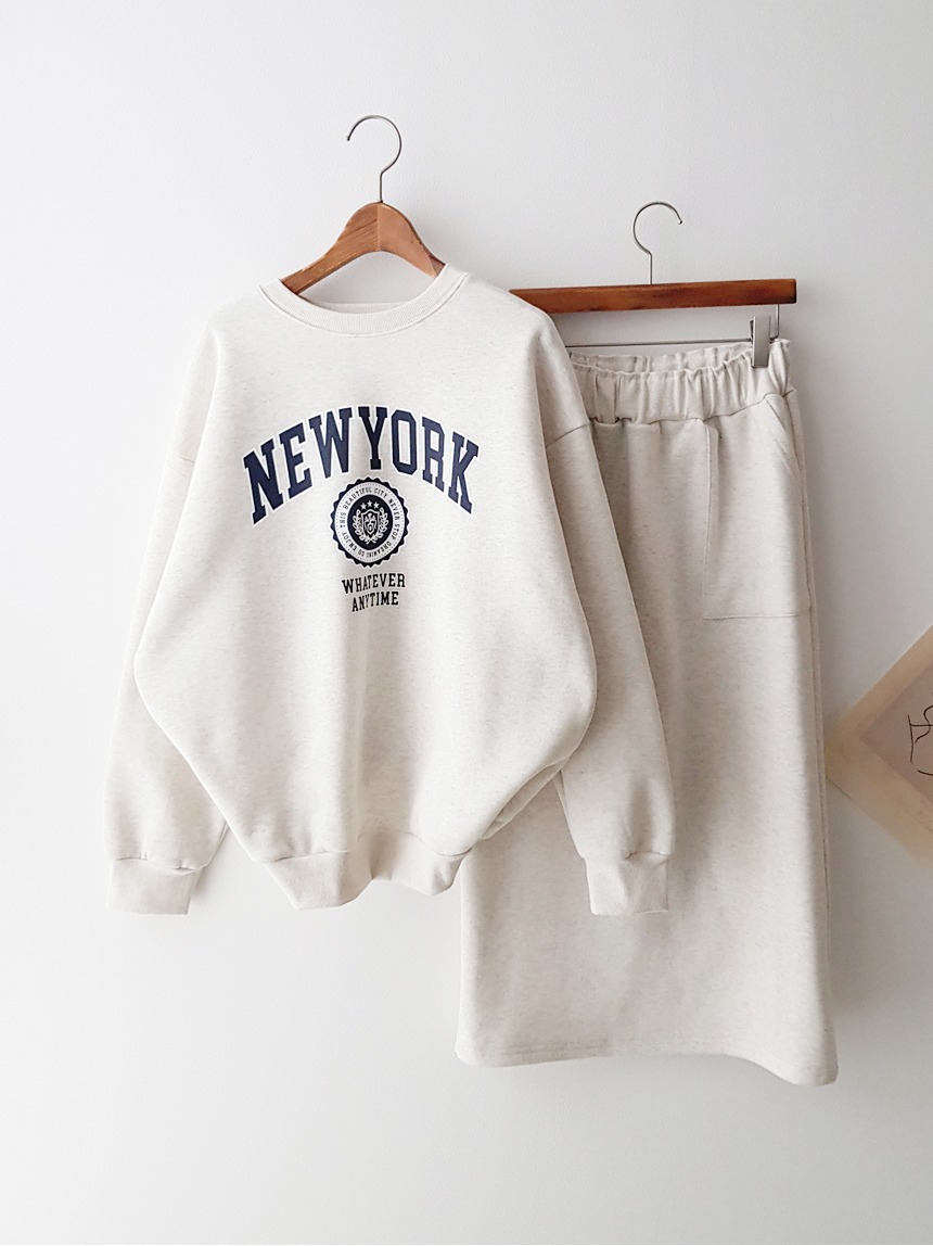 리케마켓 포근기모꾸안꾸set New York 뉴욕 레터링 포인트 루즈핏 기모맨투맨 티셔츠 밴딩 뒤트임 롱스커트 치마세트 겨울 데일리 홈웨어 원마일룩 코디셋업