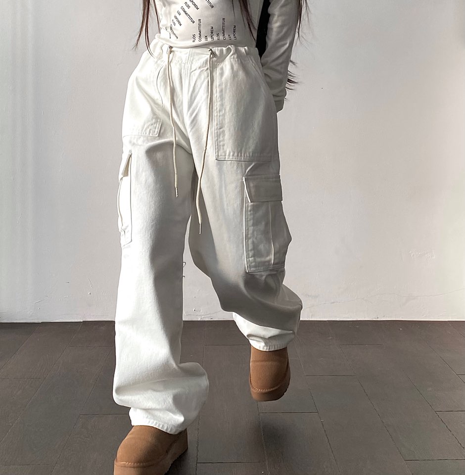 시클리 핏미쳤다!!!⛄/속기모 2col 허리밴딩 스트링조절 통넓은 카고 y2k 힙한 와이드 화이트 겨울 기모 팬츠 바지