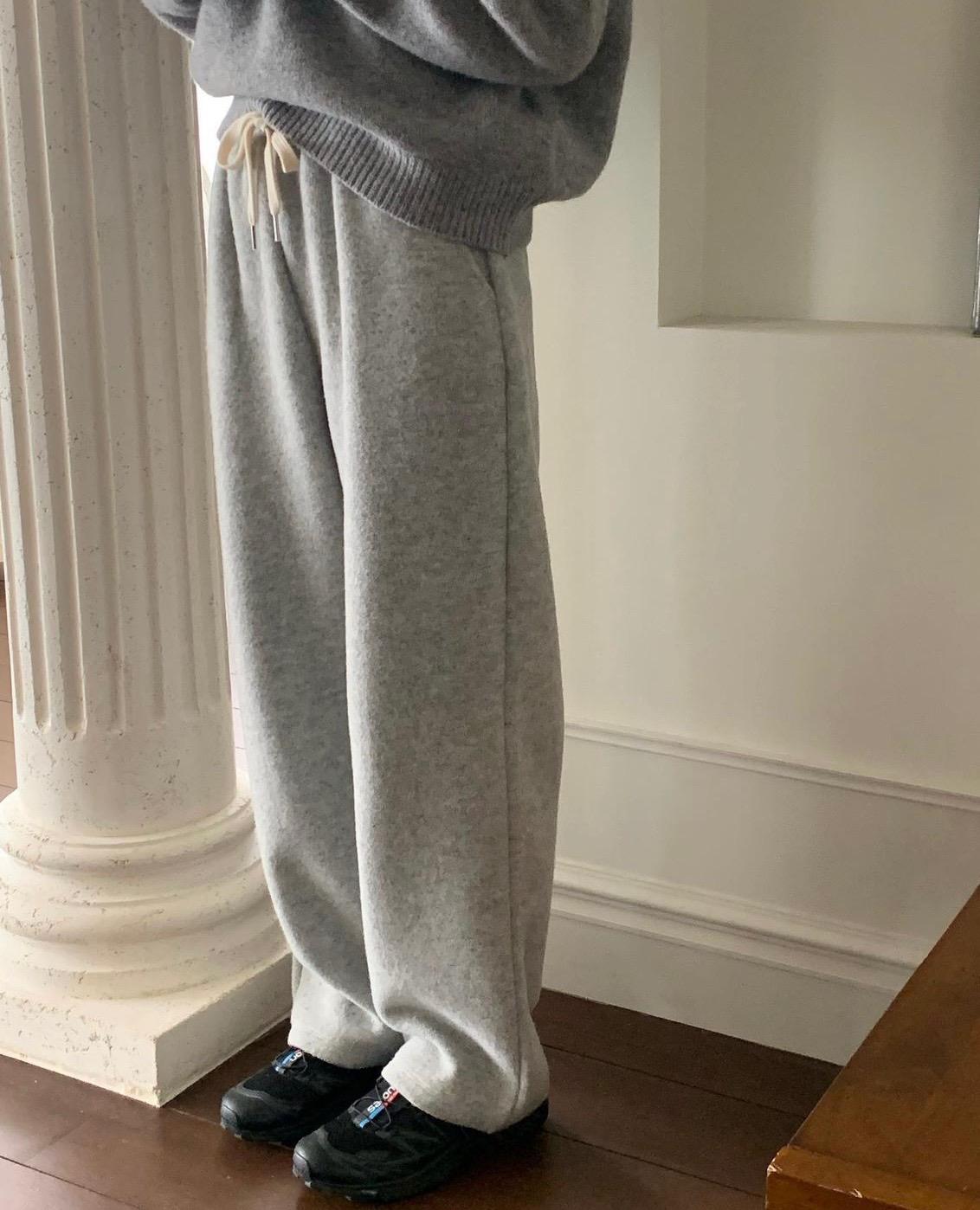 오트 당일 / jinsim 진심 울 워밍 팬츠 밴딩 일자 바지 집업 세트가능 (2col)