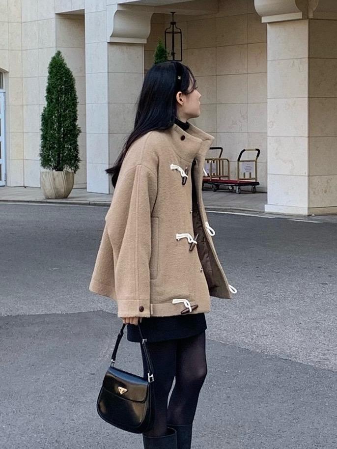 베르가못 제인 더플 코트 울 하이넥 떡볶이 누빔 하프 ct (2col)