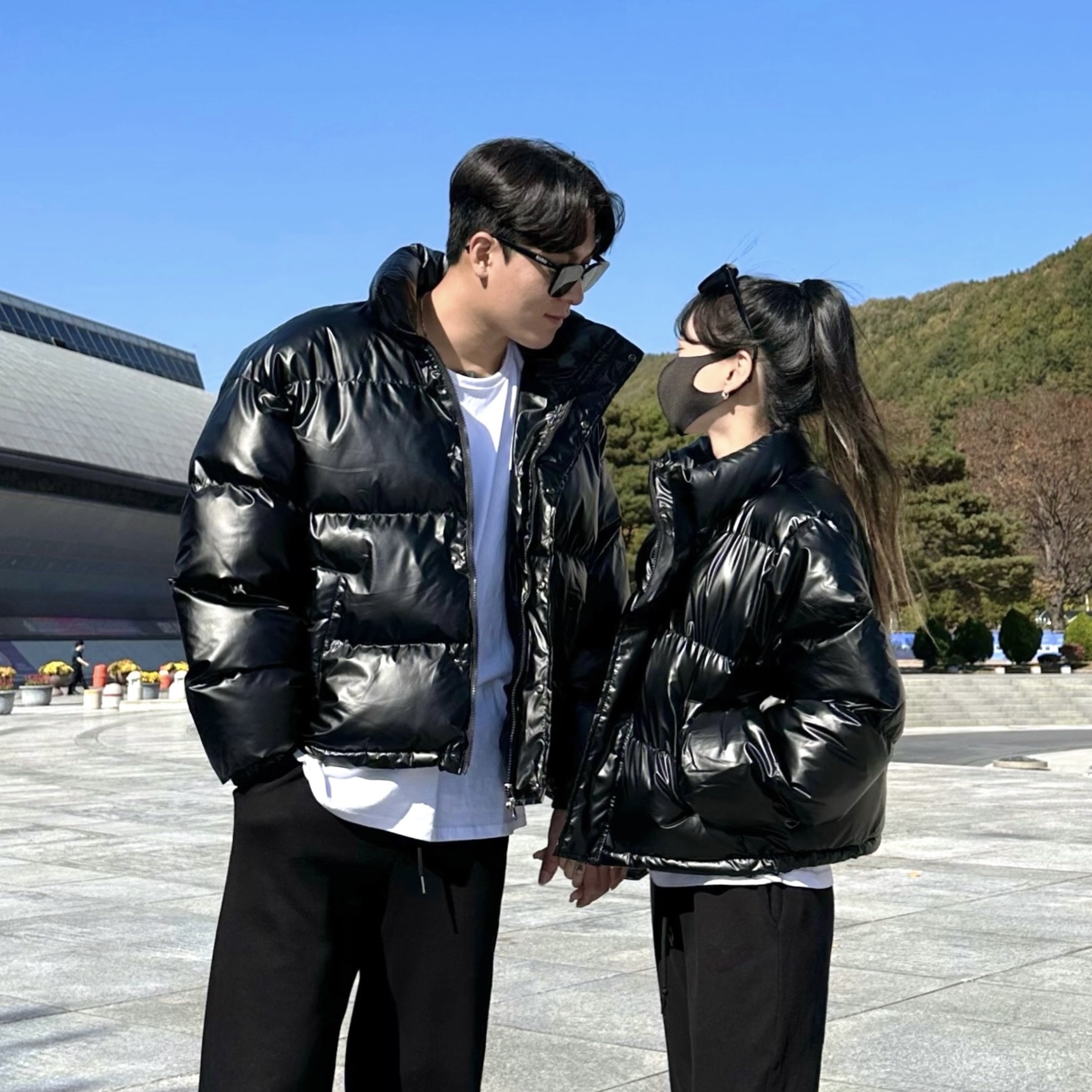 비바블 5컬러2사이즈커플 글로시 패딩 유광 패딩 크롭 패딩 하이넥 눕시 숏패딩 시밀러룩 남녀공용 커플룩 빅사이즈 오버핏 겨울 아우터 꾸안꾸 트레이닝 여행 코디 데이트